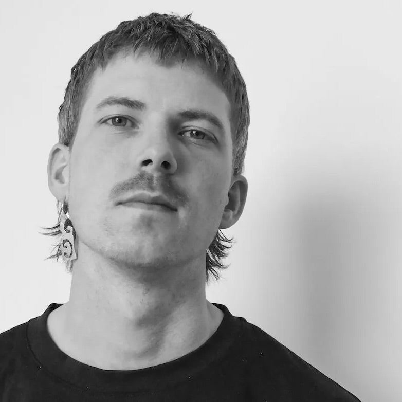 Gustav Winsth – In Good Company